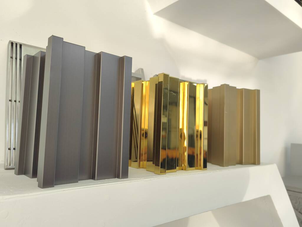 Stainless steel plate to make the shape you want - Coloured, Rigidized ...